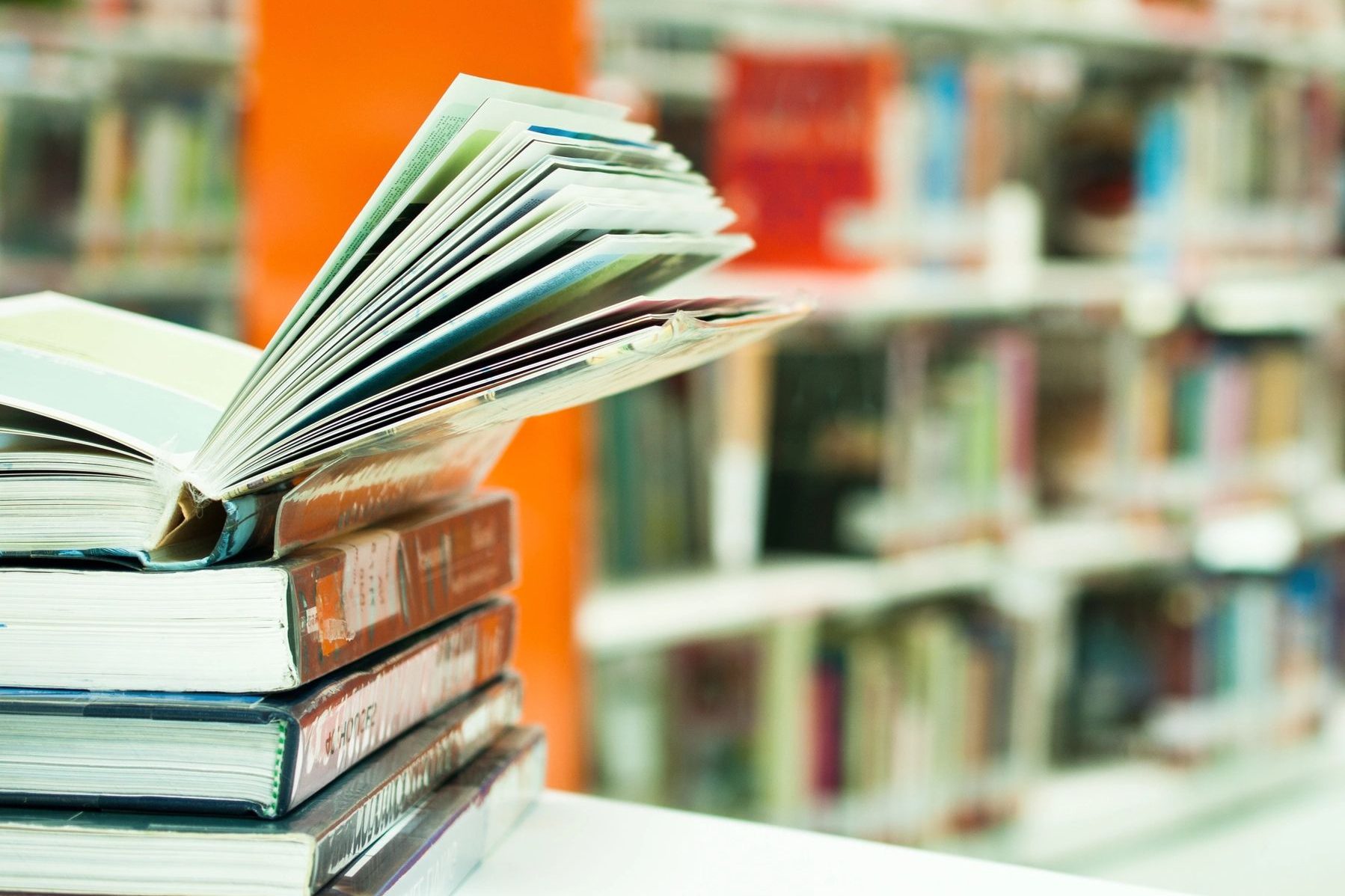 Florida Schools Freeze Book Donations Amid New Laws