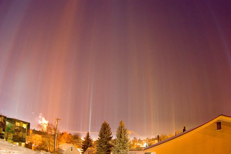 20 Rare Weather Events That Completely Transformed Landscapes