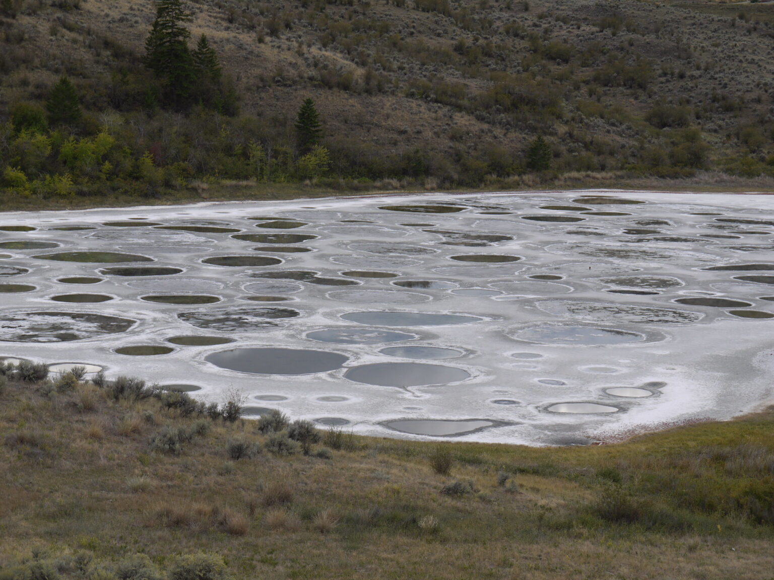 20 of the Most Unusual Lakes on the Planet (and What Makes Them Weird)
