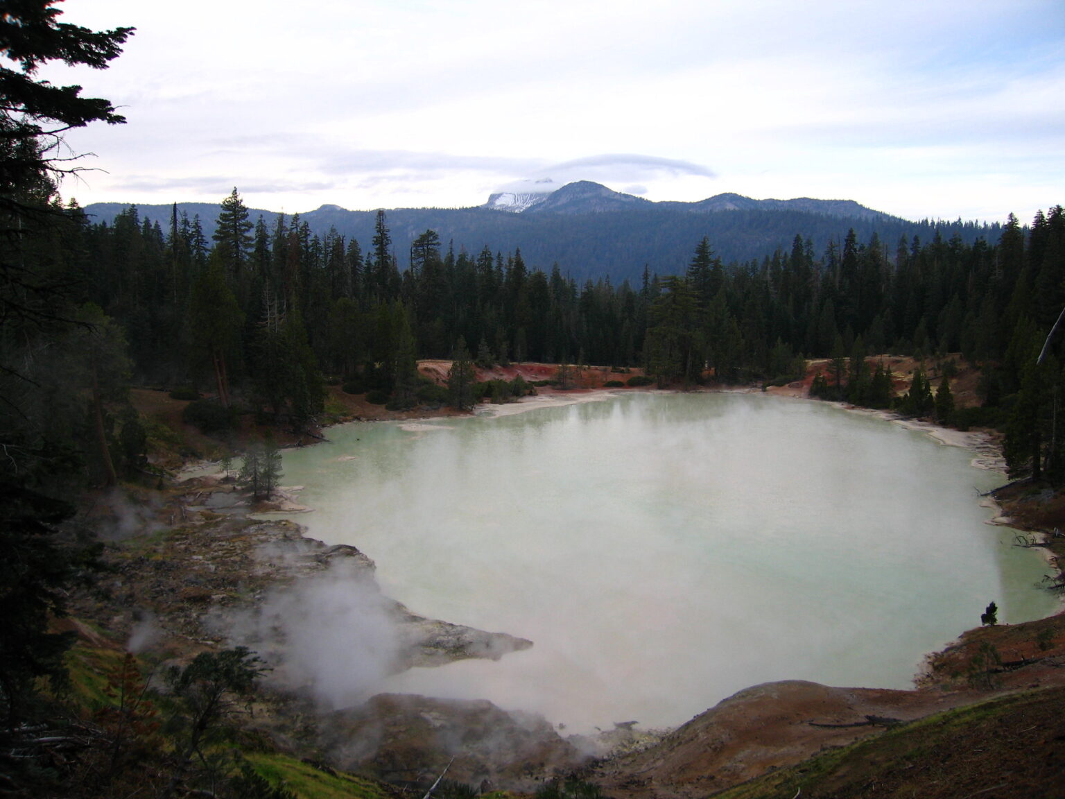 20 of the Most Unusual Lakes on the Planet (and What Makes Them Weird)