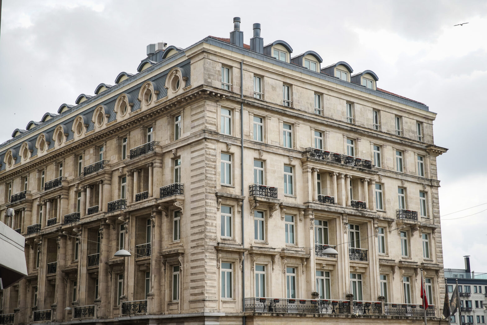 20 Iconic Hotels That Have Housed History’s Biggest Names