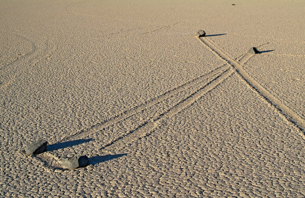 20 Rare Weather Events That Completely Transformed Landscapes