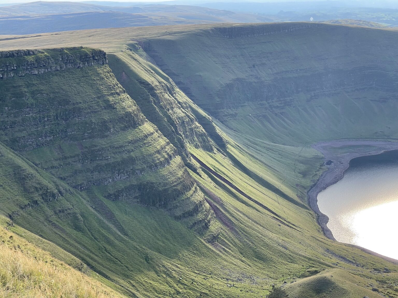 20 Mountains with Mystifying Geological Features