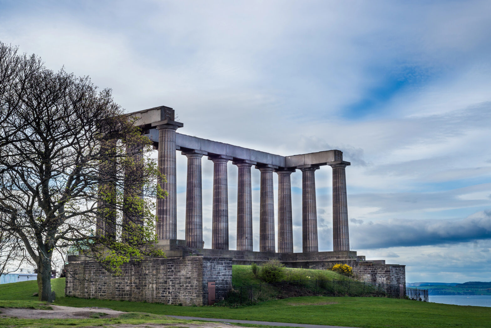 20 Unfinished Monuments and the Stories Behind Them