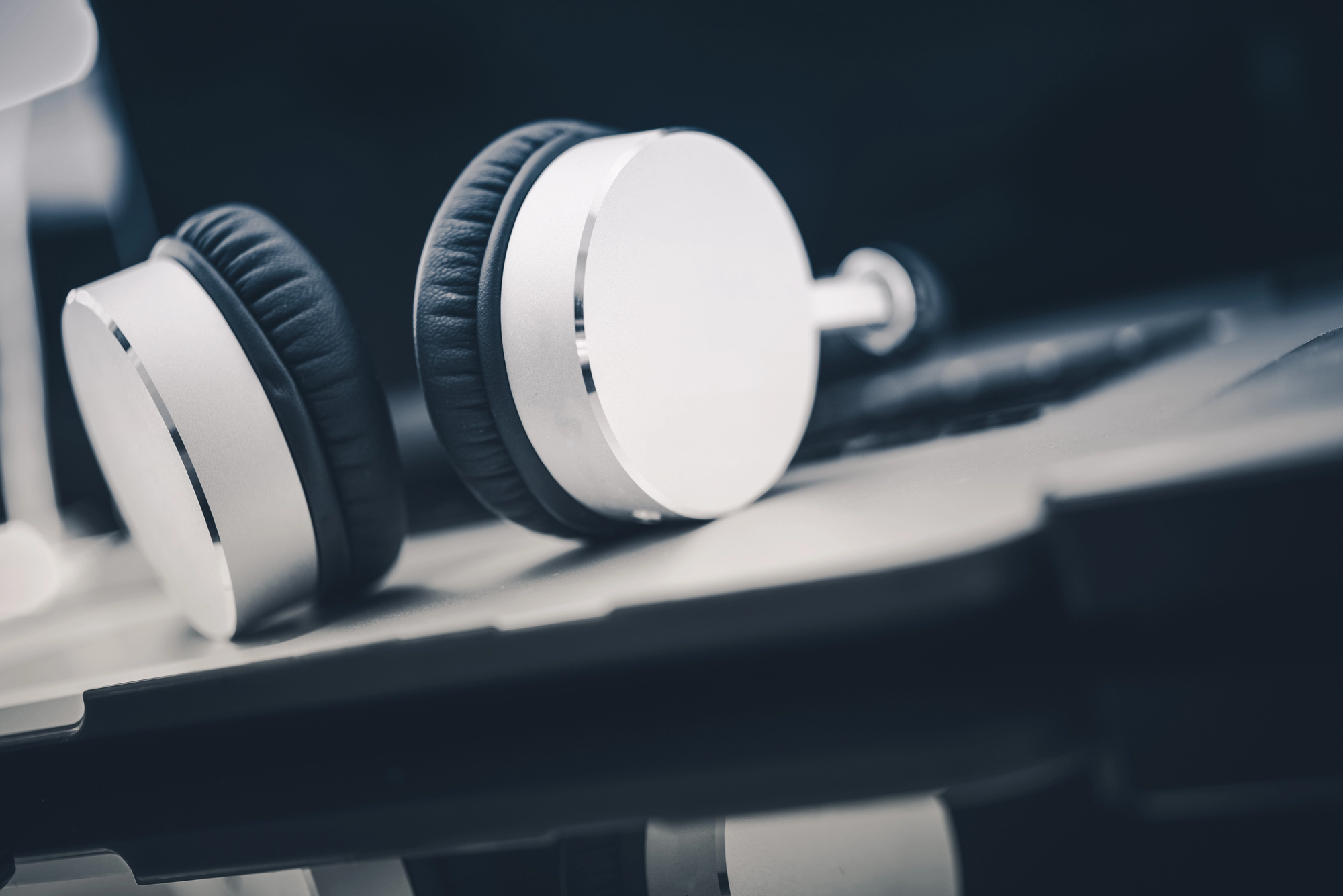 14 Mind-Blowing Facts About Everyday Sounds You Never Thought About