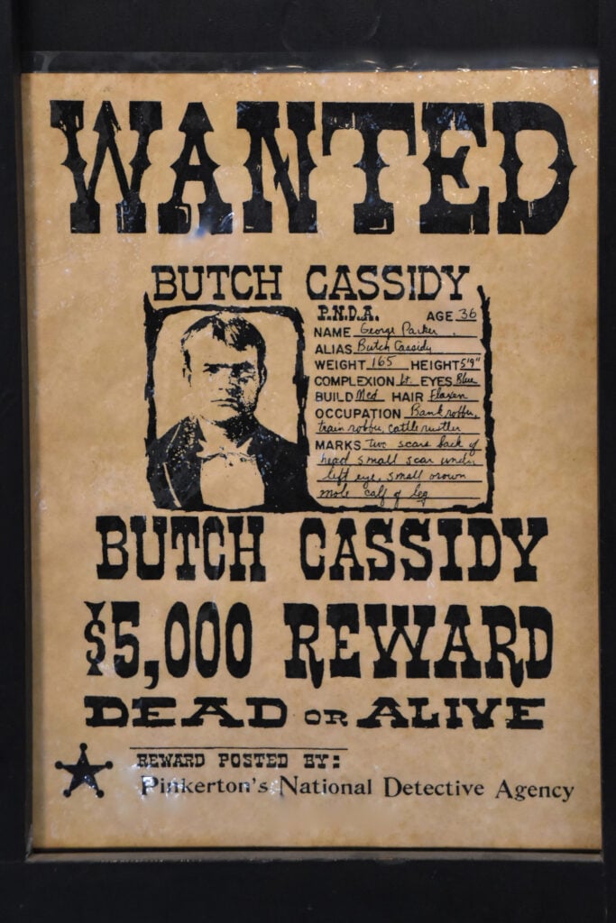 15 Famous Outlaws and the Manhunts That Took Them Down