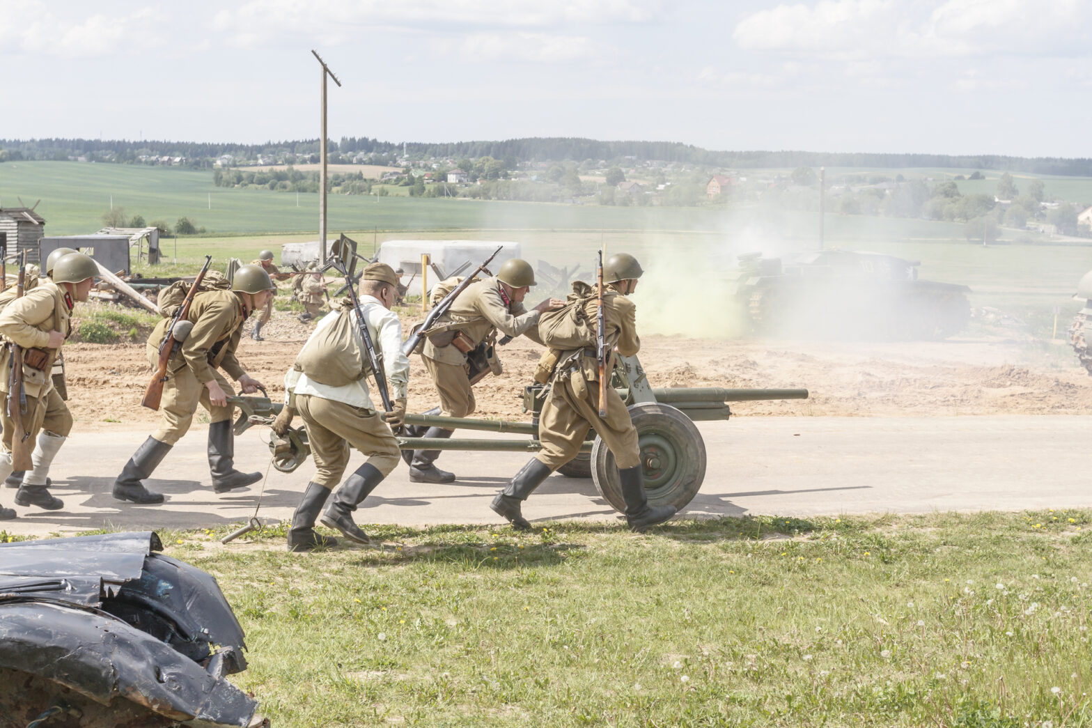 15 Unbelievable Moments When Outnumbered Forces Won Against All Odds
