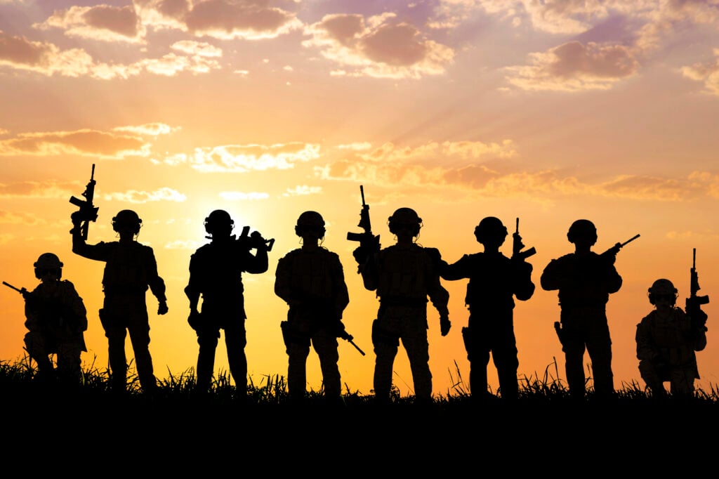 15 Unbelievable Moments When Outnumbered Forces Won Against All Odds