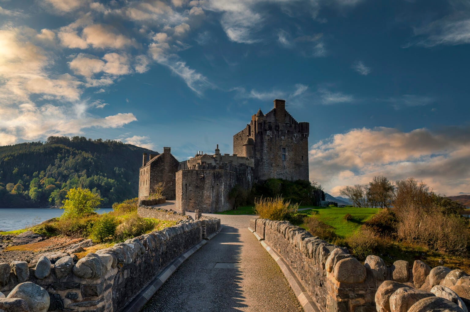 20 Hidden Castles and Fortresses That Are Still Emerging from History