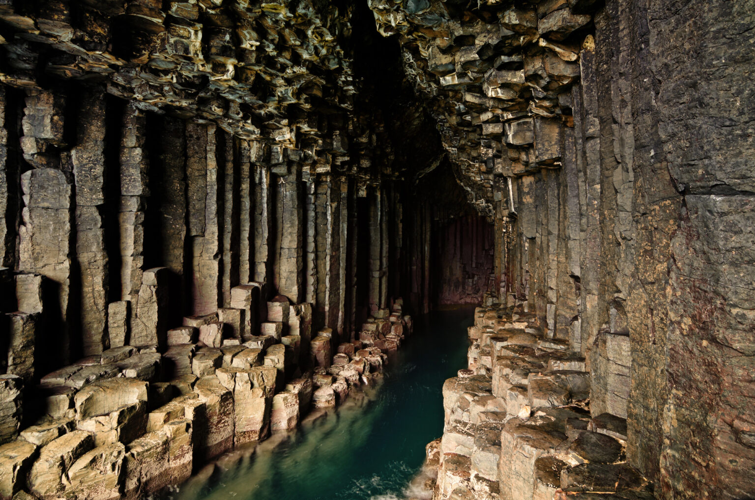 20 Mysterious Underground Caves That Reveal the Past