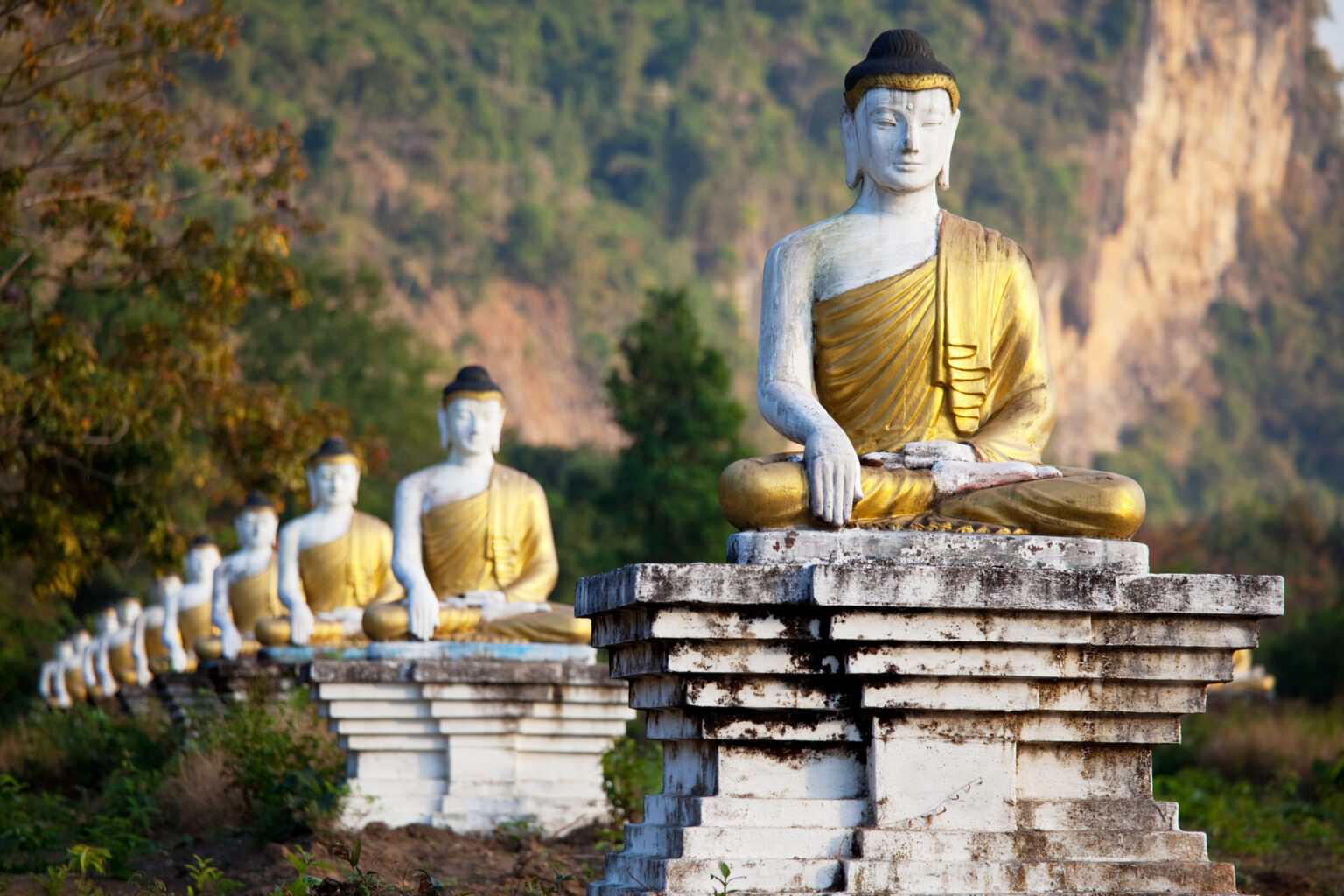 20 Unfinished Monuments and the Stories Behind Them