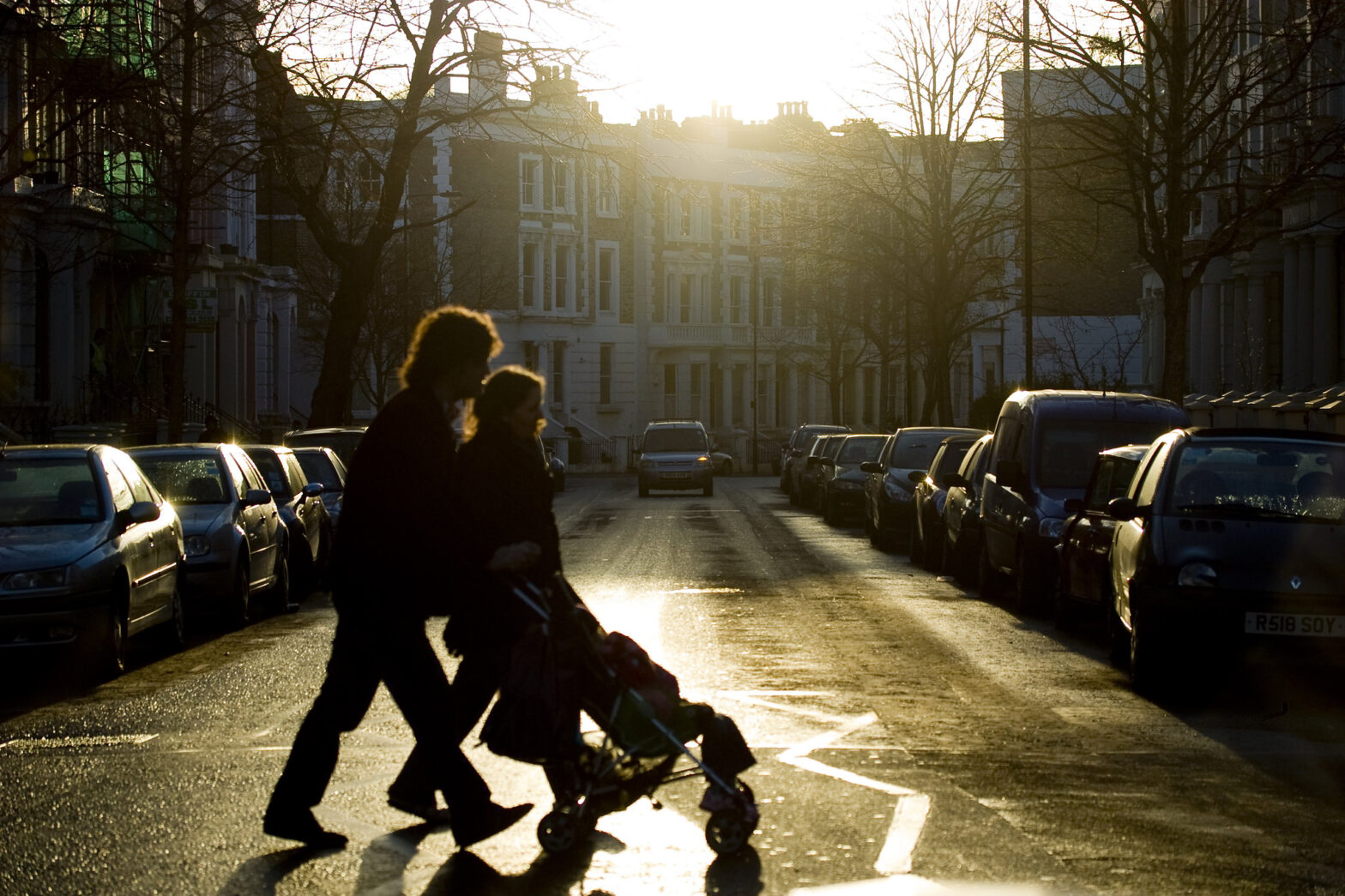 How Parenting in the '90s Was Completely Different from Today