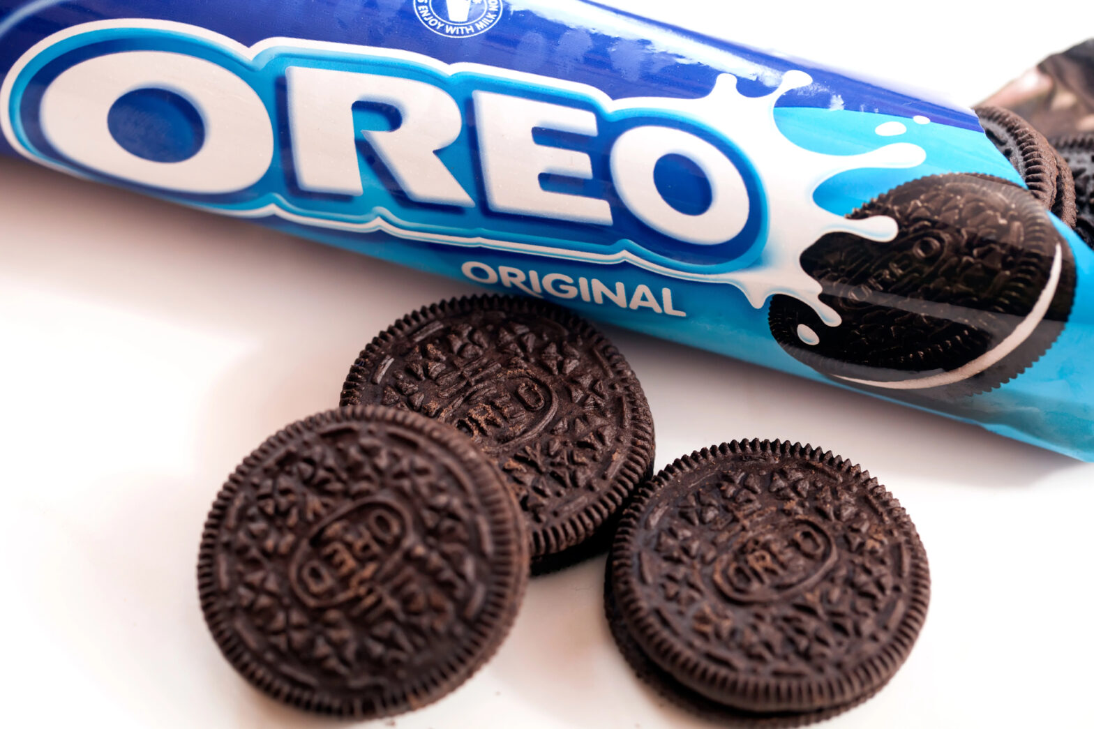16 Times a Knock-Off Brand Accidentally Became More Popular Than the ...