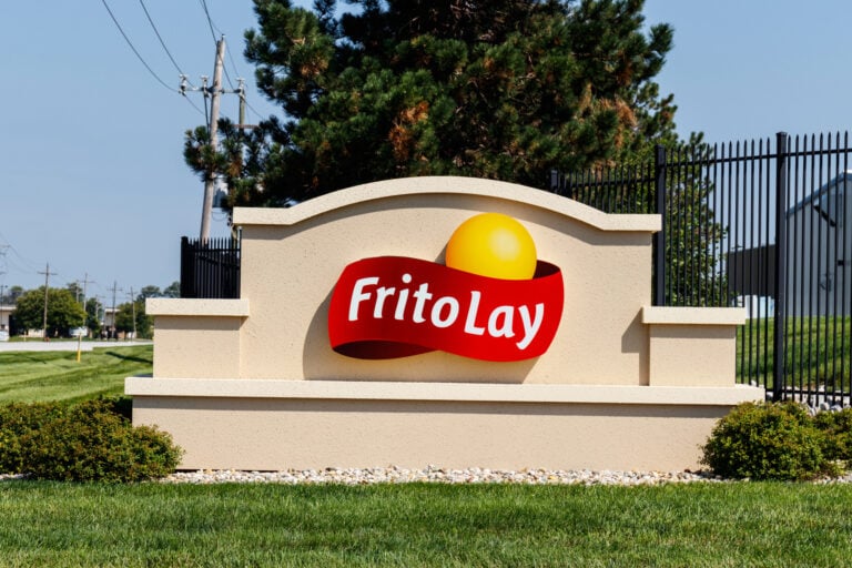 20 Ad Slogans That Were So Bad, They Accidentally Went Viral