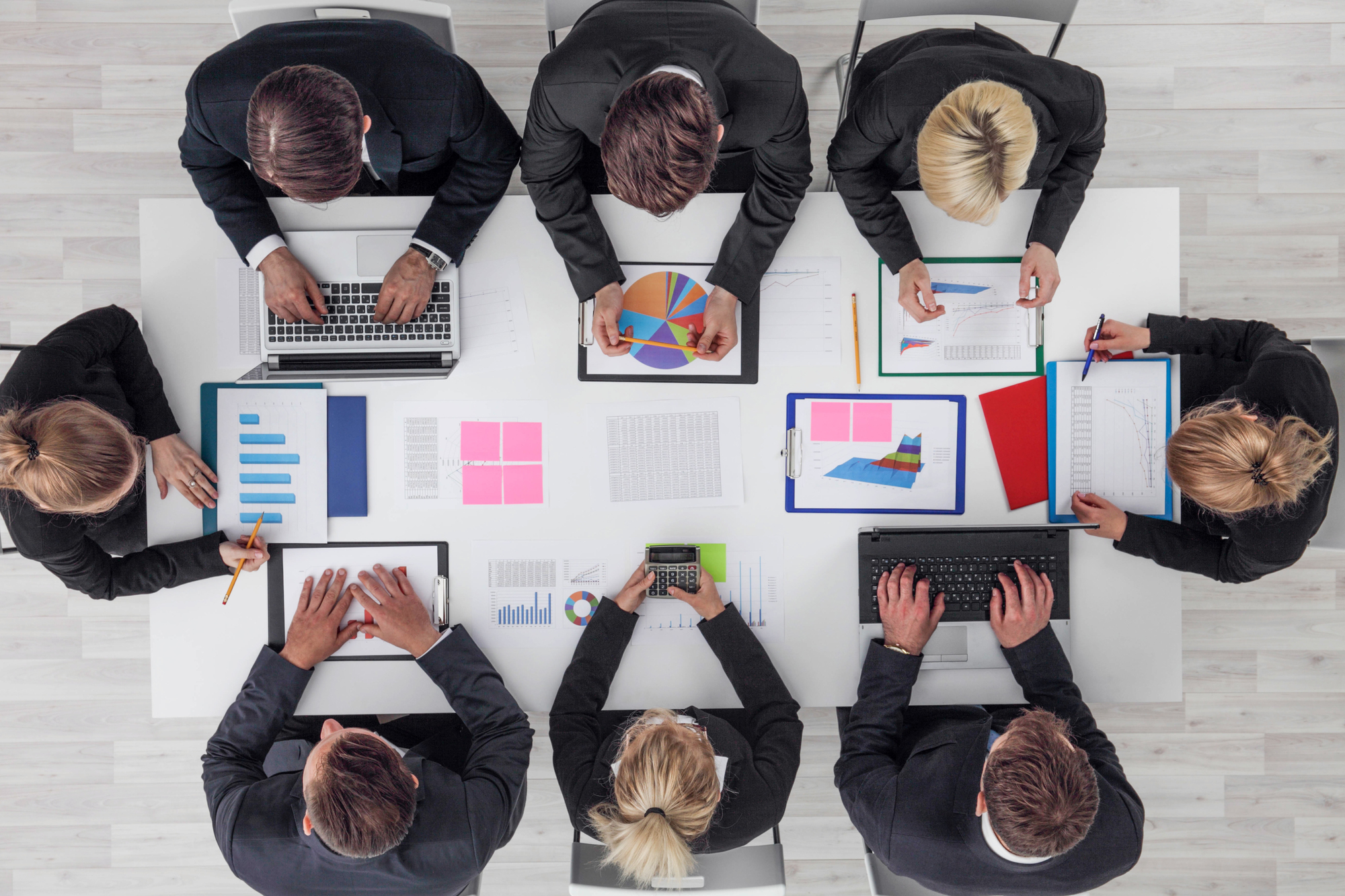 12 Things People Used to Do at Work That Would Never Fly Today