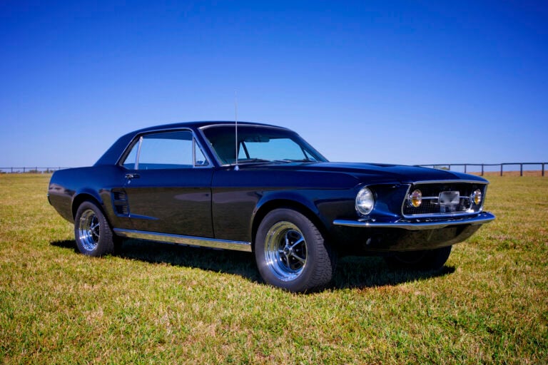 18 Classic Cars That Are Surprisingly Easy to Restore