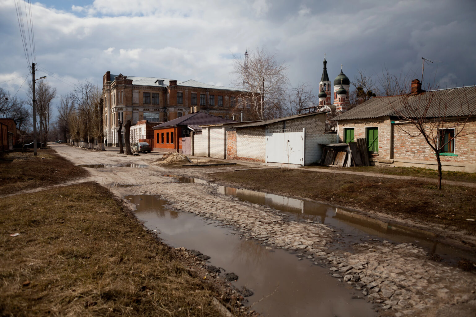 14 Movie Sets That Were Left Behind and Became Ghost Towns