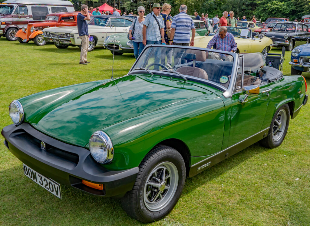 18 Classic Cars That Are Surprisingly Easy to Restore