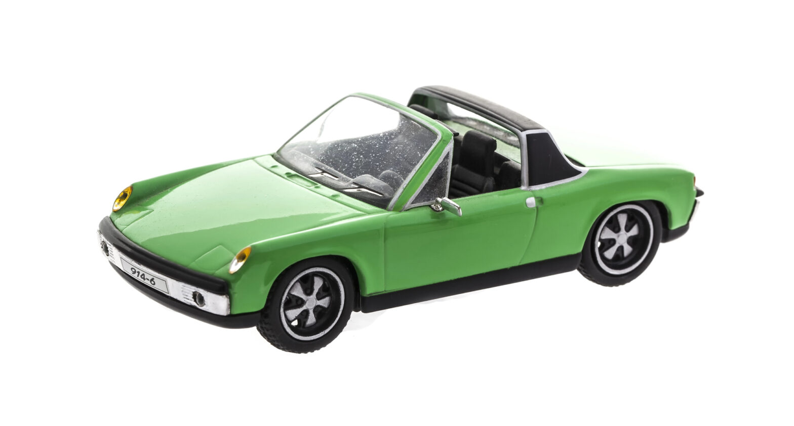 18 Classic Cars That Are Surprisingly Easy to Restore