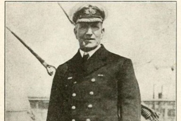 17 Historical Events That Were Made Worse by One Person's Bad Judgment