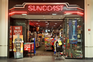 18 Stores That Were Considered "Cool" for Teens in the '80s and '90s