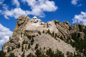 15 Curious Details About the Building of Mount Rushmore