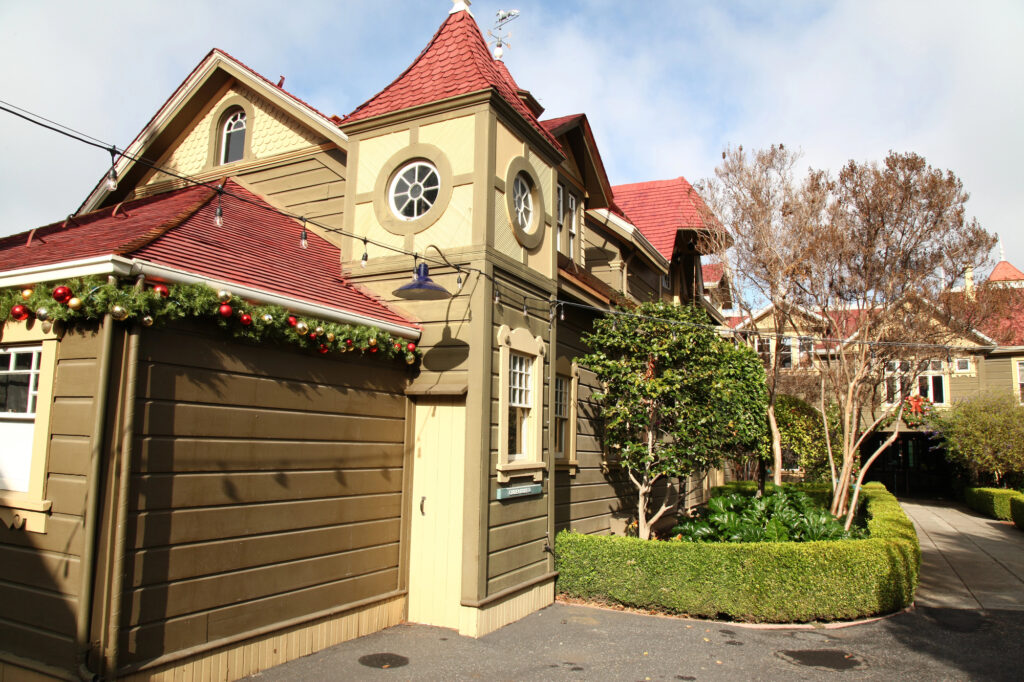 16 Strange Buildings With Stranger Histories