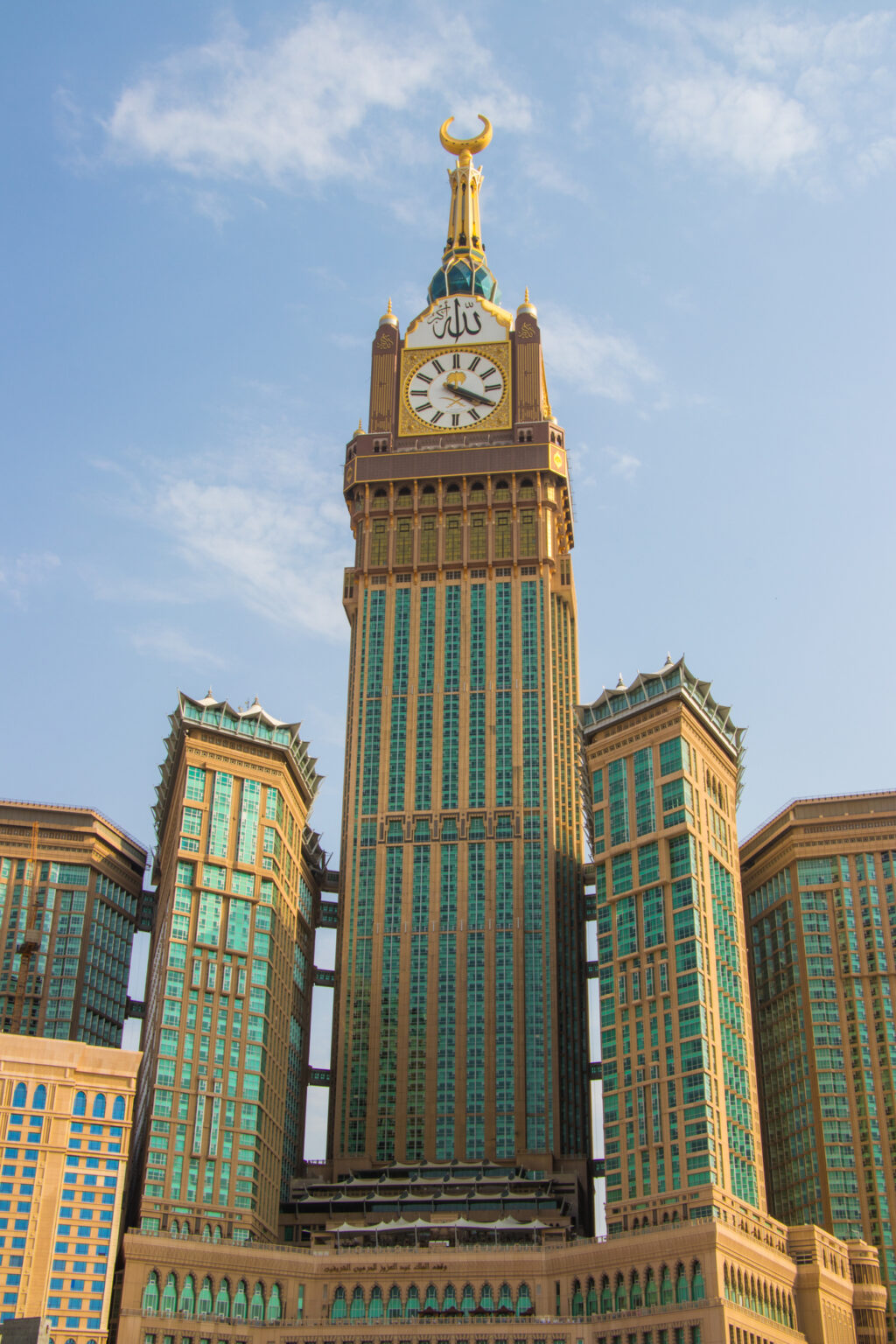 14 Largest Man-Made Buildings Globally