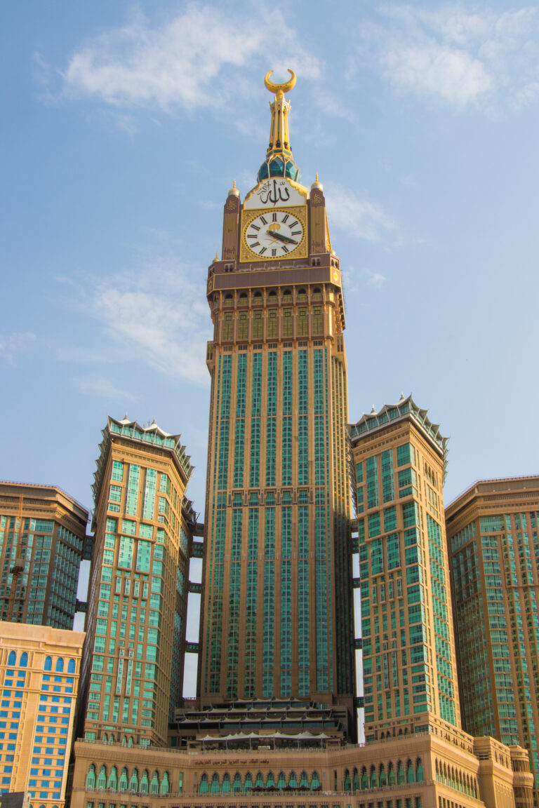 14 Largest Man-Made Buildings Globally