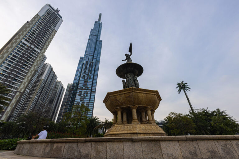 14 Largest Man-Made Buildings Globally