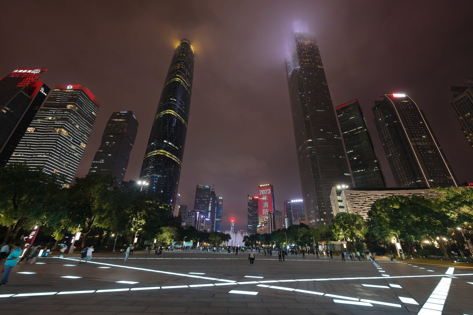 14 Largest Man-Made Buildings Globally