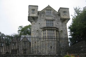 15 Castles Built on Isolated Sea Stacks