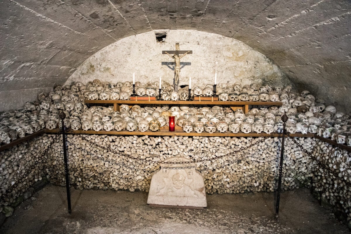 19 Burial Practices That Revealed Cultural Values
