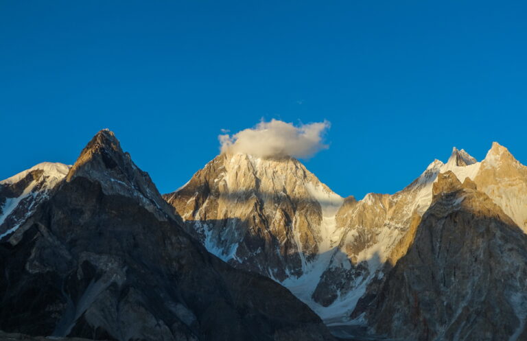 The 17 Highest Mountain Peaks in the World