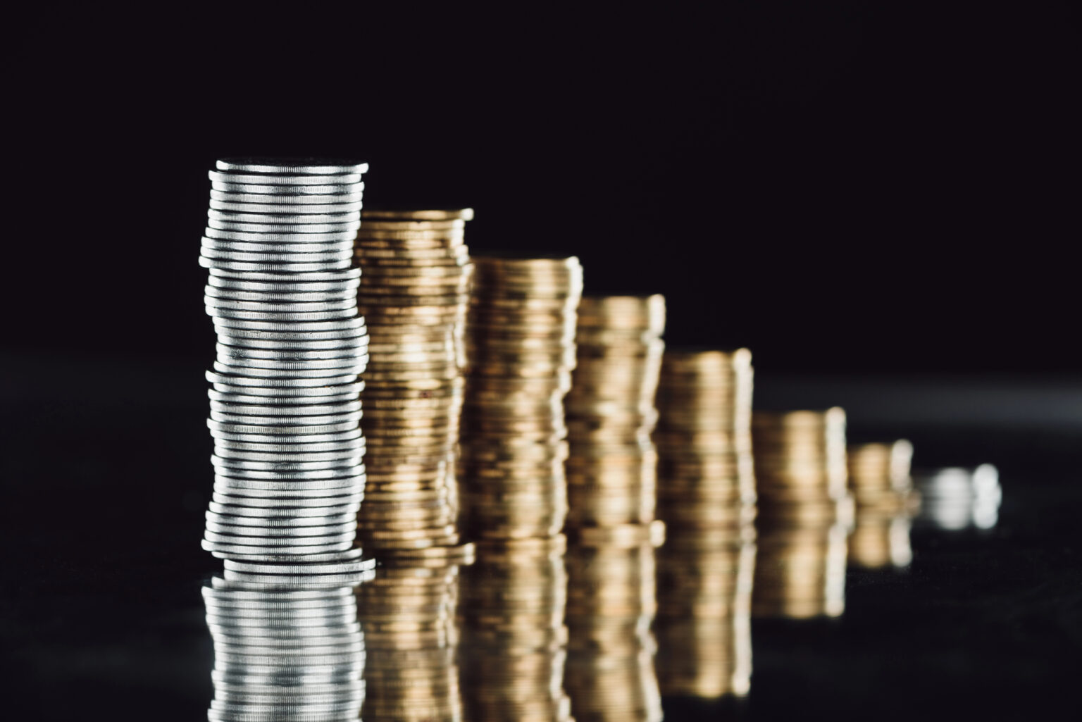 14 Real Treasure Hunters Who Actually Found Gold and Riches