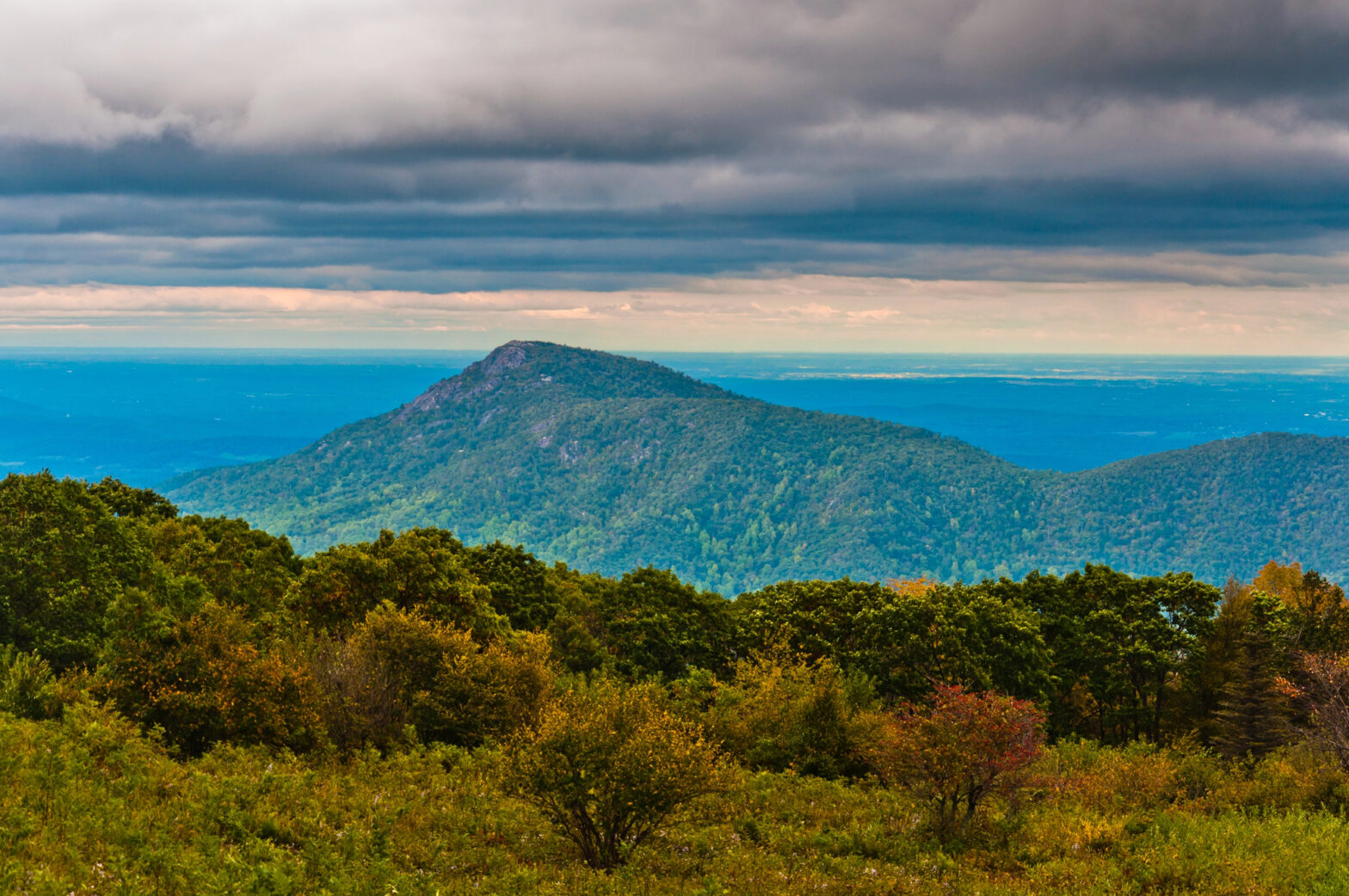 17 Mountains That Change Color by Season