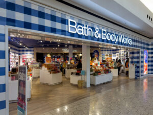 17 Things You'd Only See at Malls in the 2000s