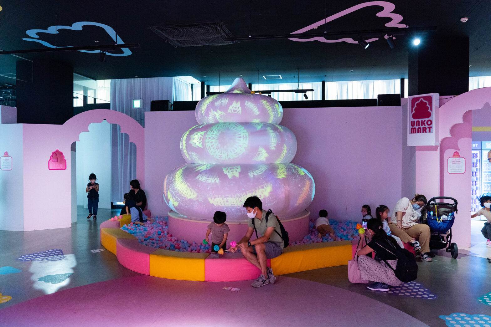 14 Weird Tourist Attractions That Went Viral