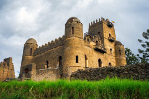 15 Longest Dynasties in History