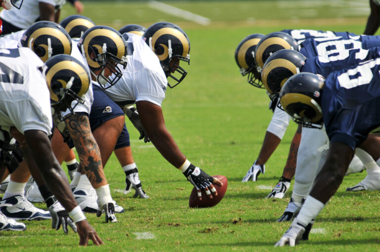 15 Forgotten NFL Players Who Made History