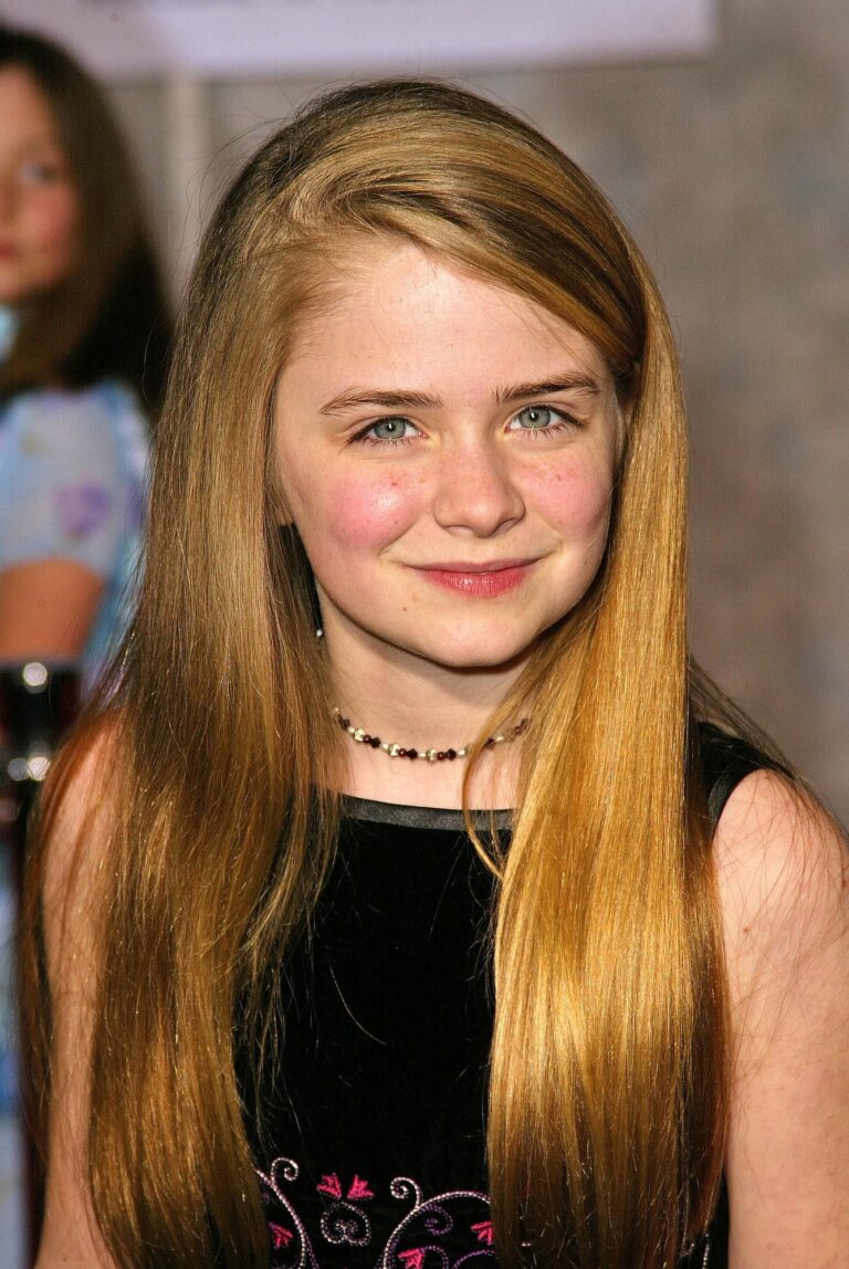 16 Disney Stars: Then Vs. What They Do Now
