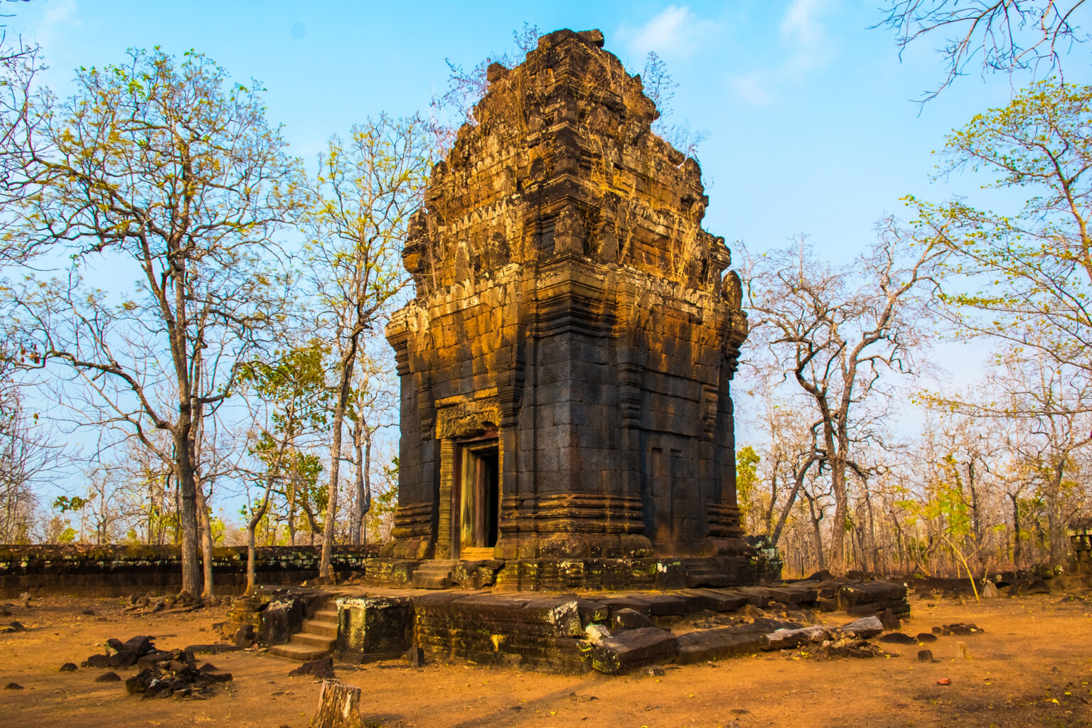 17 Hidden Temples Found in Jungle Trails