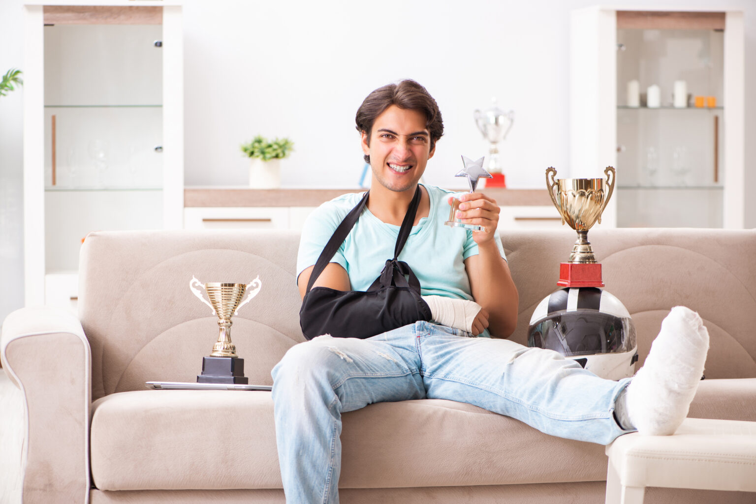 18 Athletes Who Competed With Major Injuries