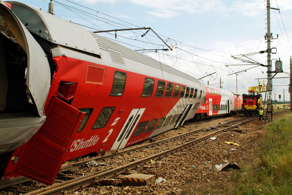 16 Train Wrecks That Made History