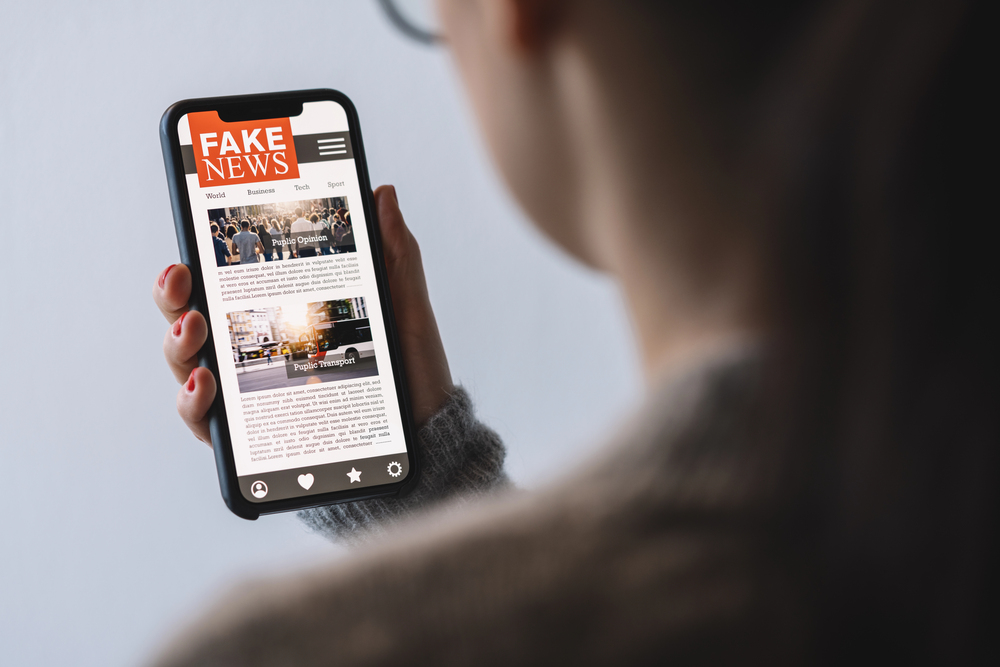 16 Internet Hoaxes That Fooled Millions