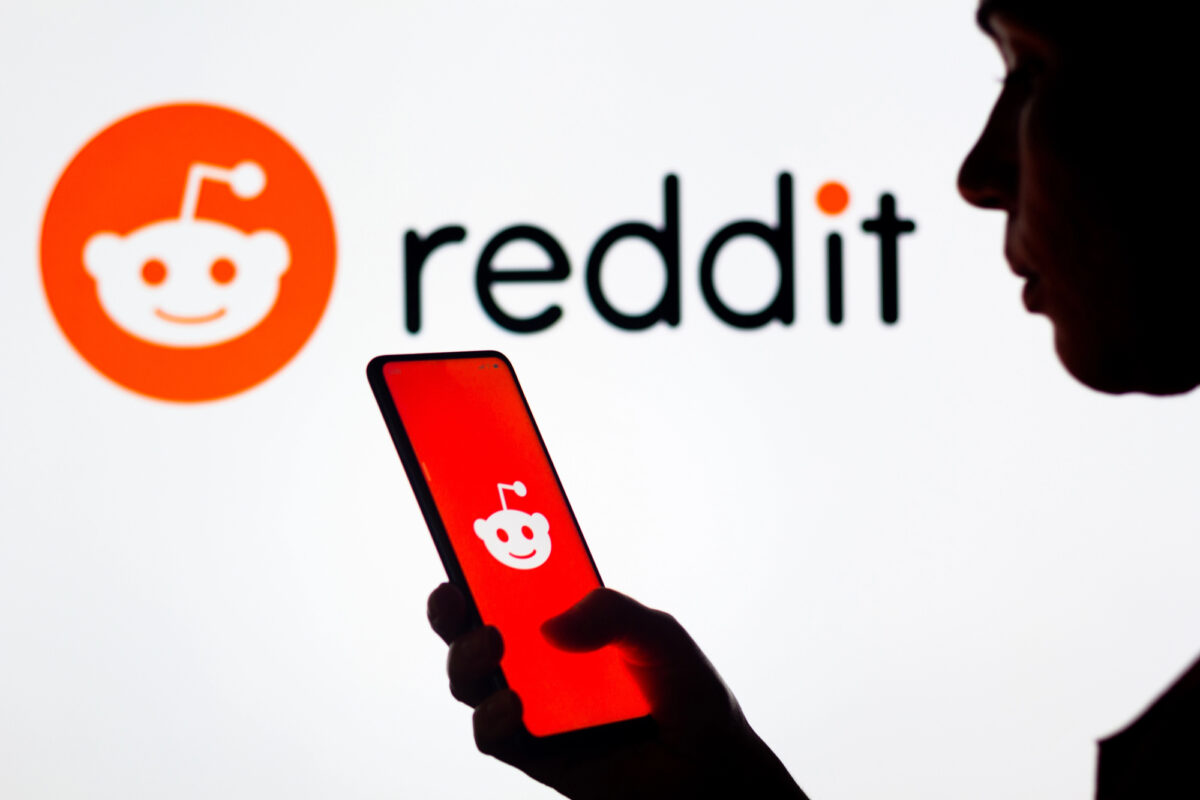 18 Famous Forums That Shaped Online Discussions