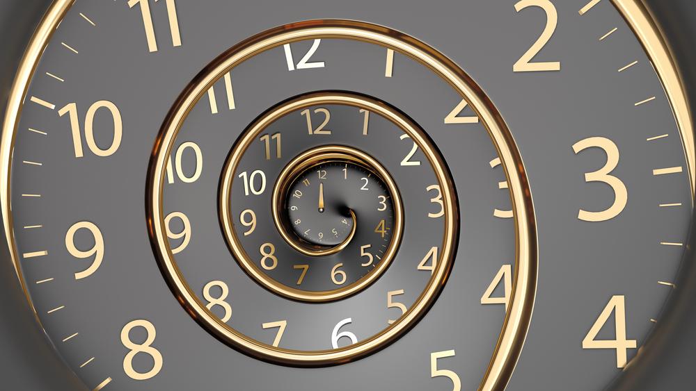16 futuristic watches that became real
