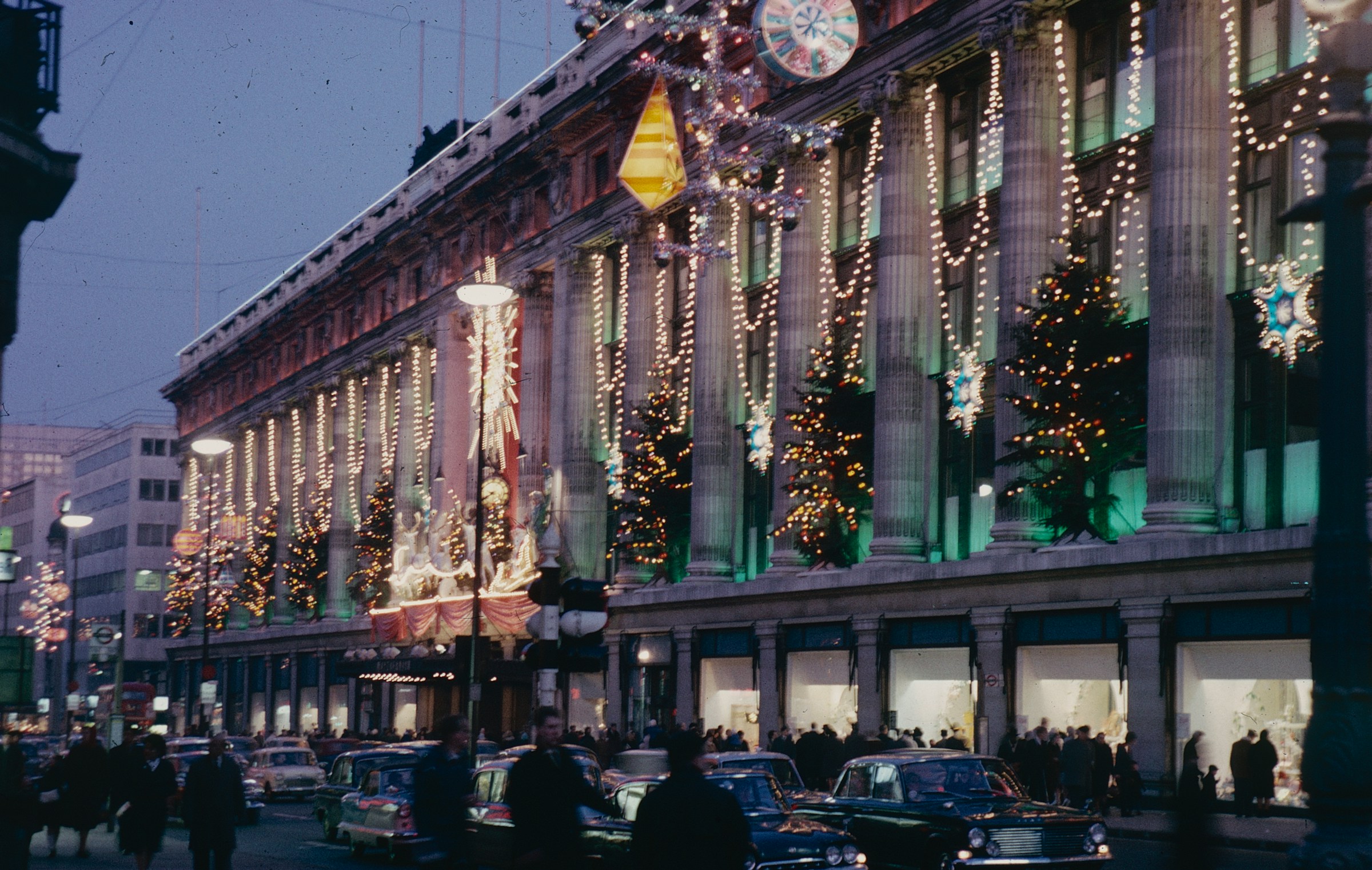 Vintage Department Stores and Their Heydays