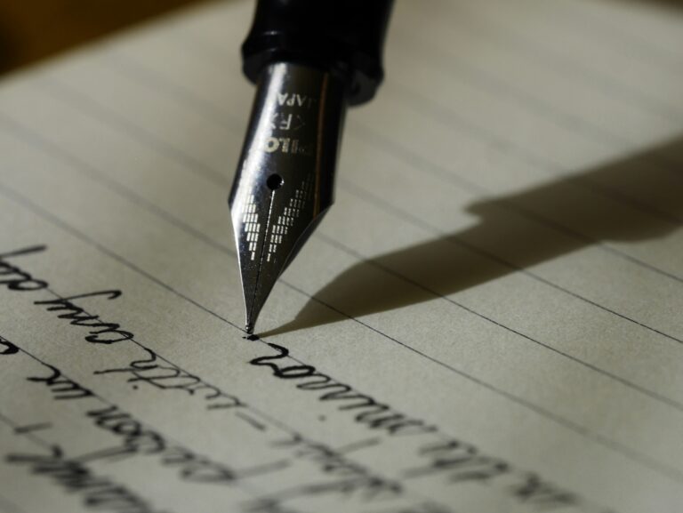 Poems That Can Be Read Backwards