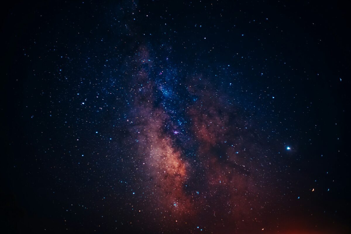 17 Psychological Effects of Living in Space
